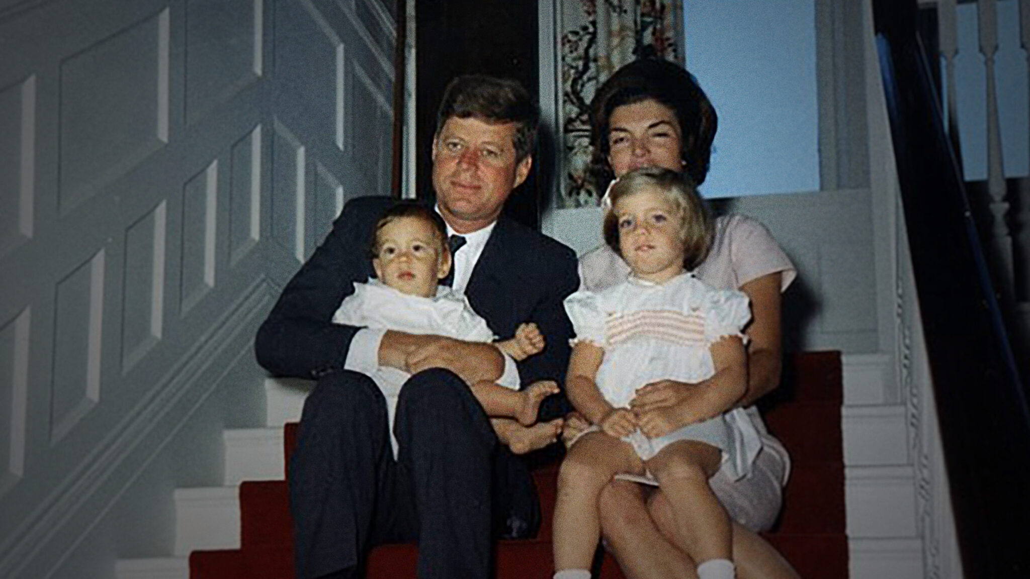 『JFK/新証言 知られざる陰謀【劇場版】』監督らの日本独占インタビューが公開 ｜ カルチャーメディアNiEW（ニュー）