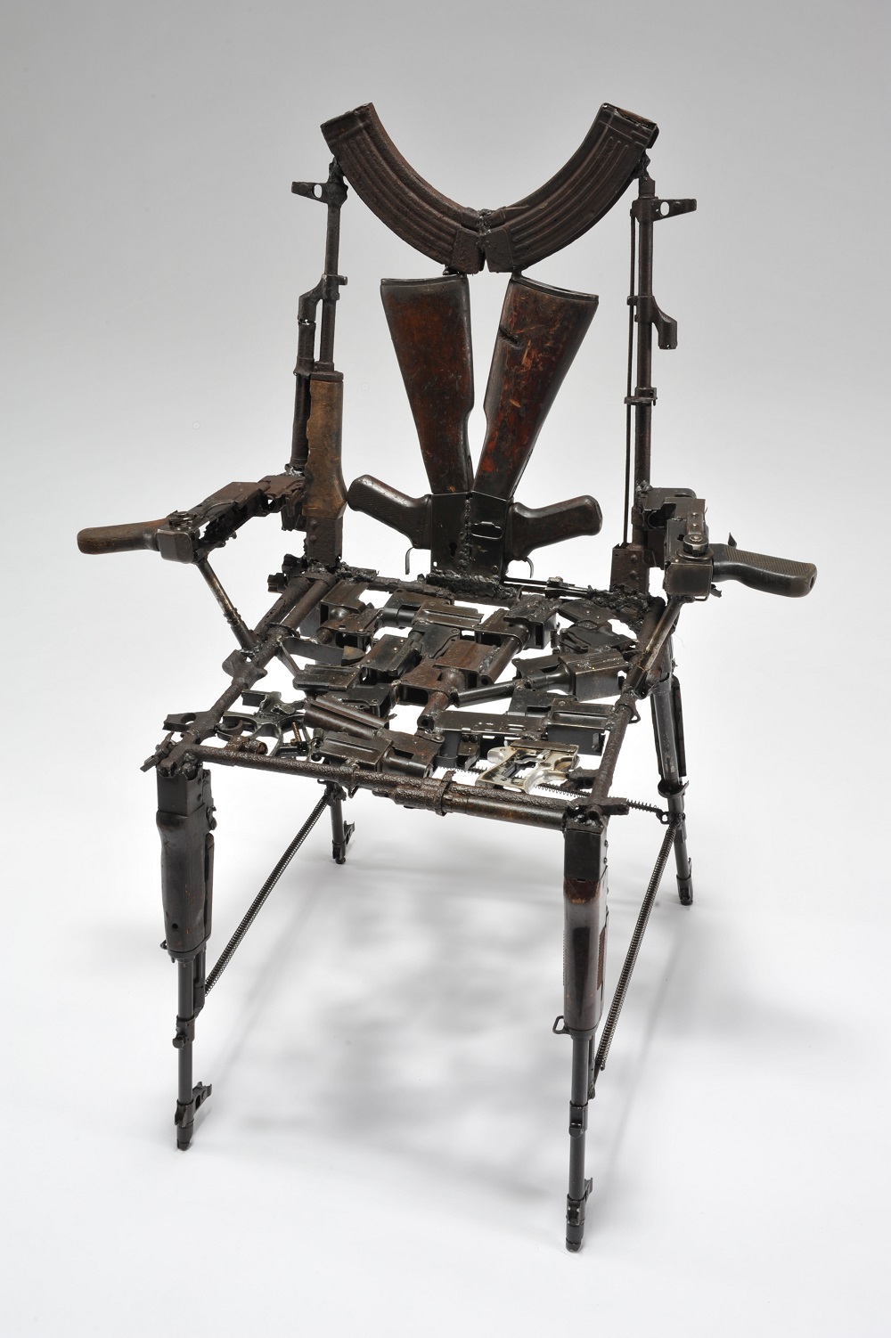 “Absolute Chairs” Exhibition in Saitama Explores Chairs through Duchamp ...
