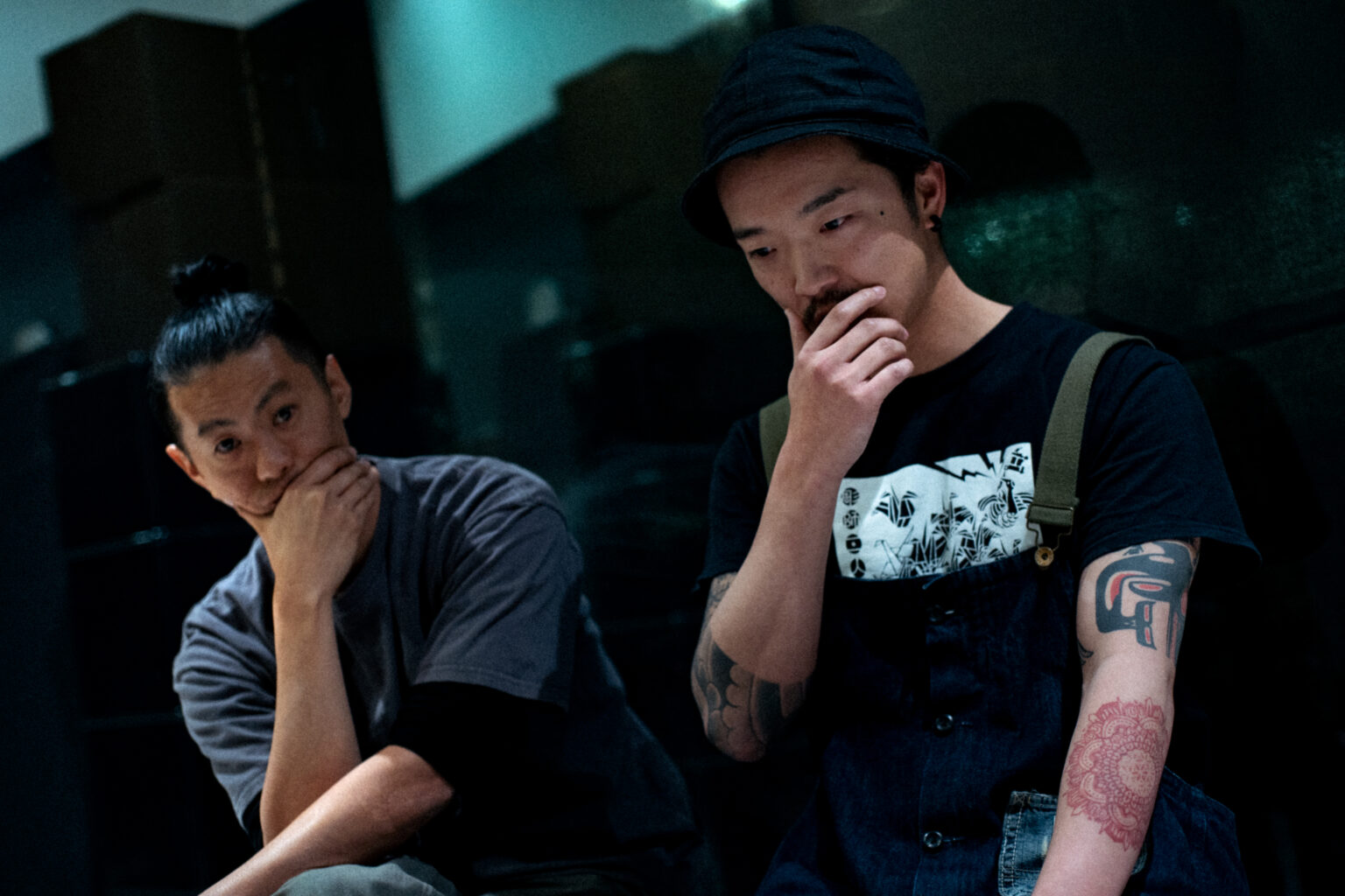 Shing02×粉川心対談。価値観の転換期を迎える現代に、2人が見つける絶望と希望 ｜ カルチャーメディアNiEW（ニュー）